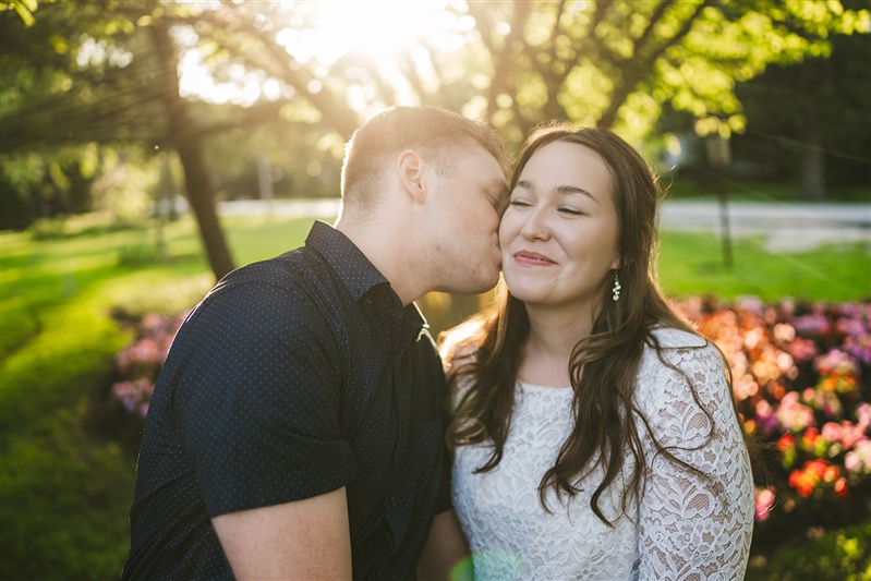 Pizza, Wine, And Garden Paths At Ogden Gardens | Sam & Devin